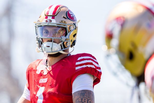 Giants put LB Kayvon Thibodeaux (shoulder) on IR, ending his season ...